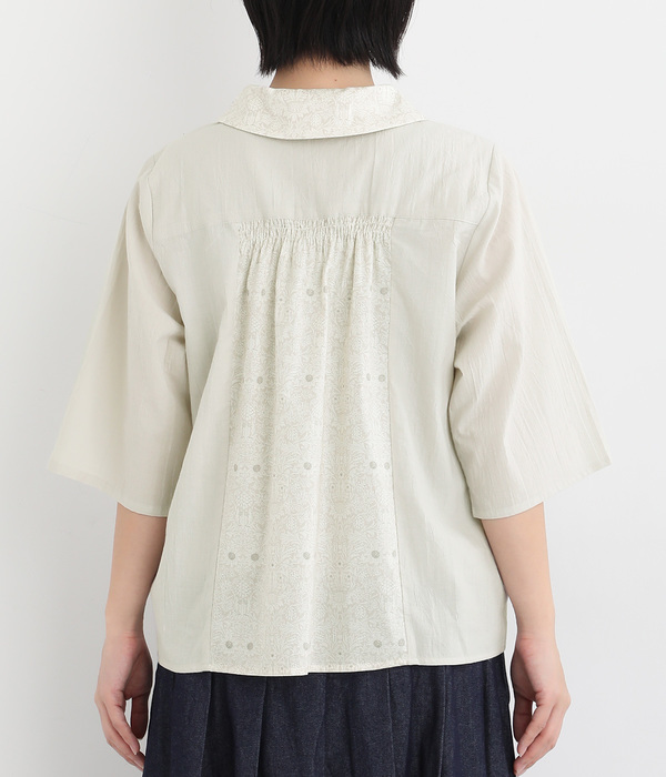 LIBERTY切替後ろシャーリングショールカラーブラウス(A LIBERTY切替後ろシャーリングショールカラーブラウス(A